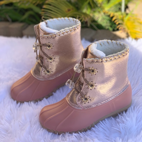 Shoeroom21 boutique | Shoes | New Arrivals Girls Rose Gold Metallic ...